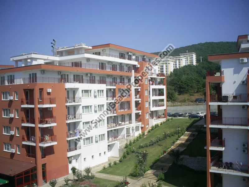 Stunning beachfront sea, pool and mountain view fully furnished 1 ...